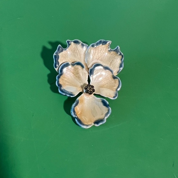 KC | Jewelry | Vintage Pansey Pin Made With Enamel I Think | Poshmark